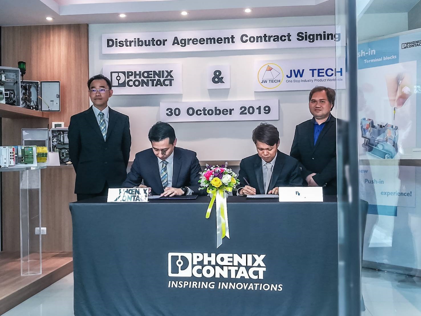 JW TECH เป็นตัวแทนจำหน่ายอย่างเป็นทางการของสินค้า Phoenix Contact